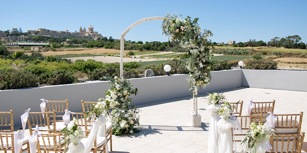 Everything you need to know for wedding flowers in Malta - Alistair Flowers