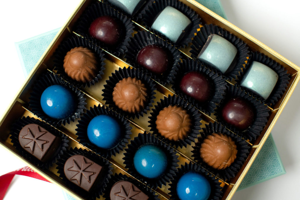 Artisan Pralines (Assortment of 20 pralines) - Alistair Floral Design